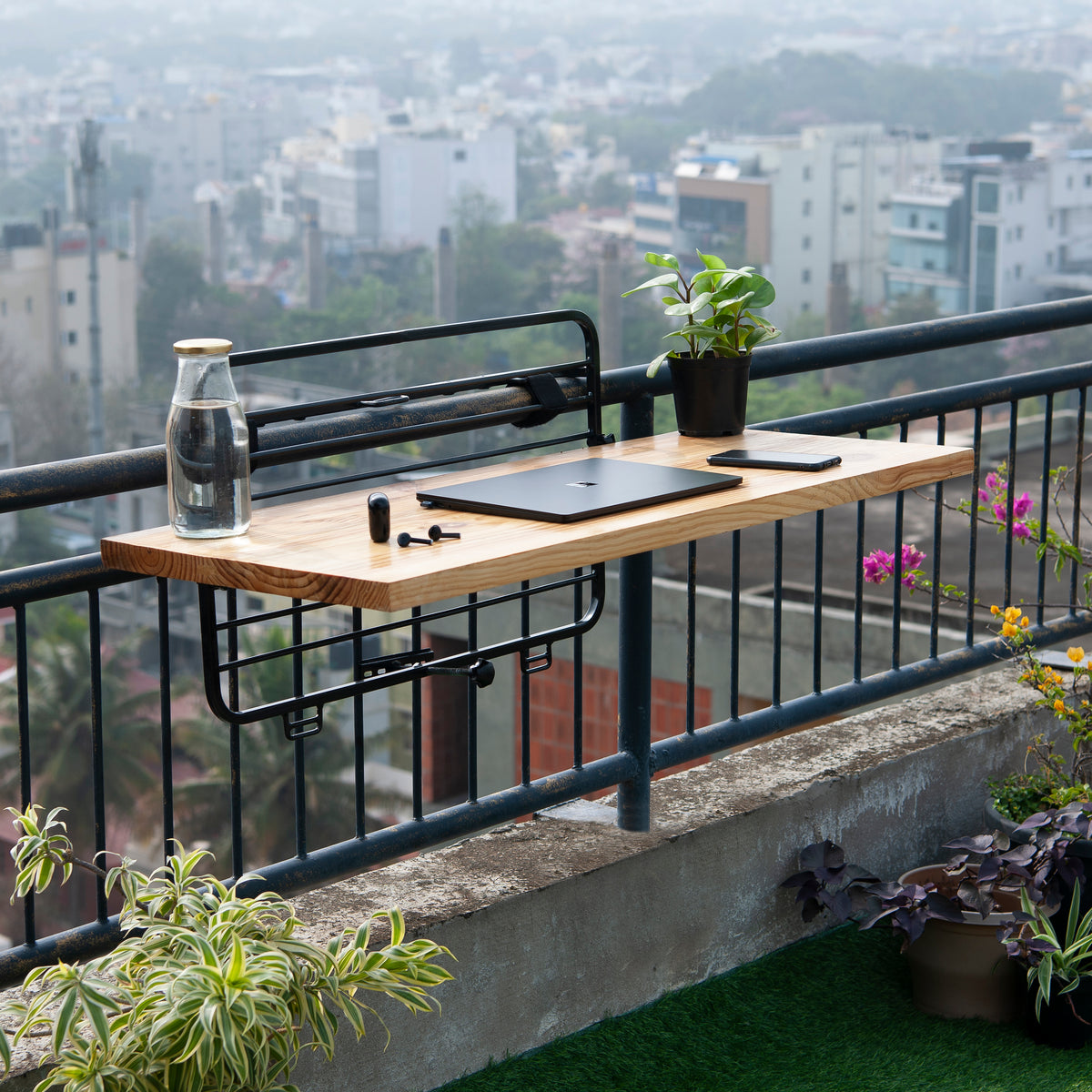 Versatile Balcony Table – TheHomeOffice